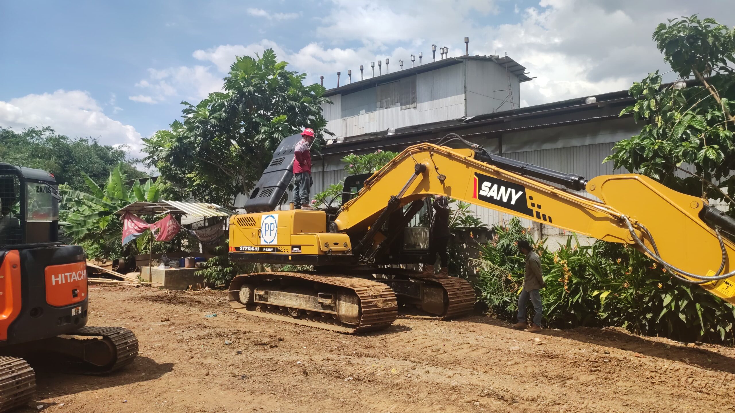 Spesifikasi Alat Berat Excavator Februari 2025 - Pertha Mix